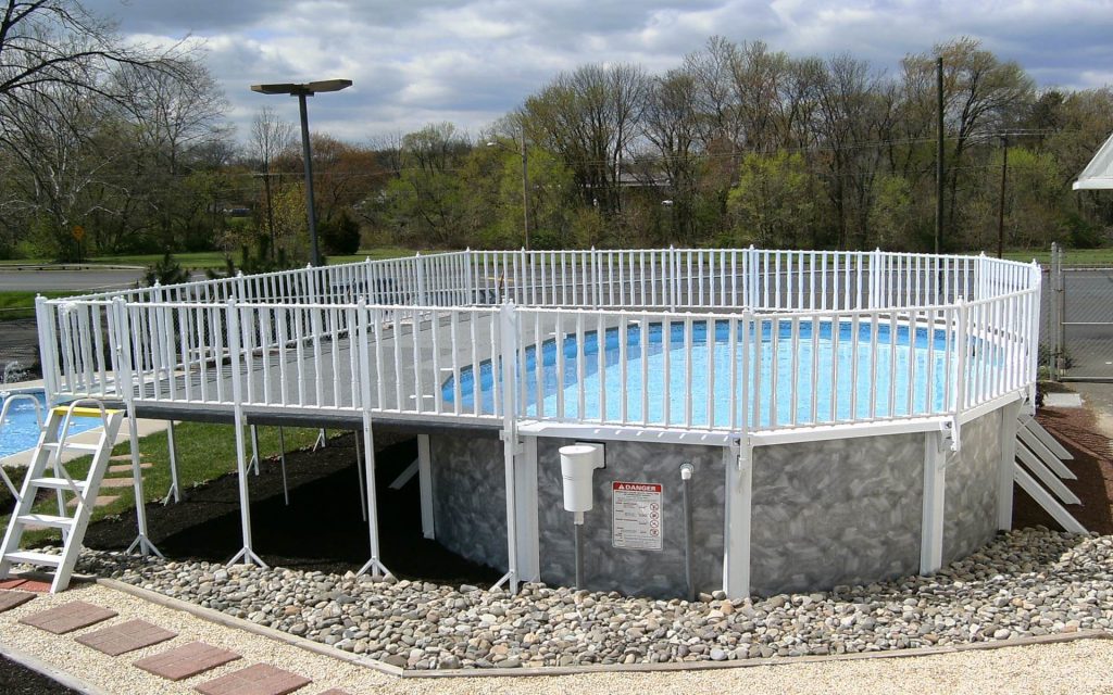 Resin Pools | Gene Lilly Pools, Spas, & Games